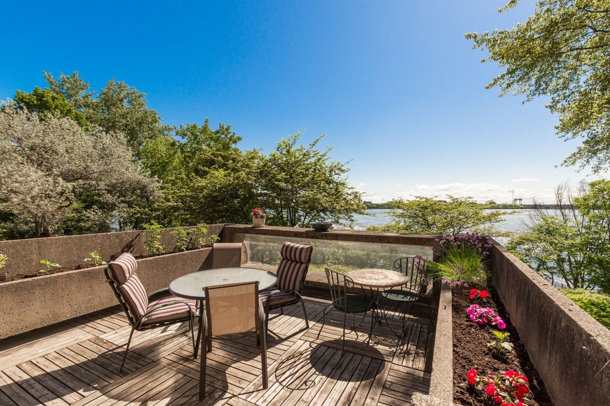 Robert Stephen Lefebvre: Real Estate Broker: Habitat 67: Properties for ...